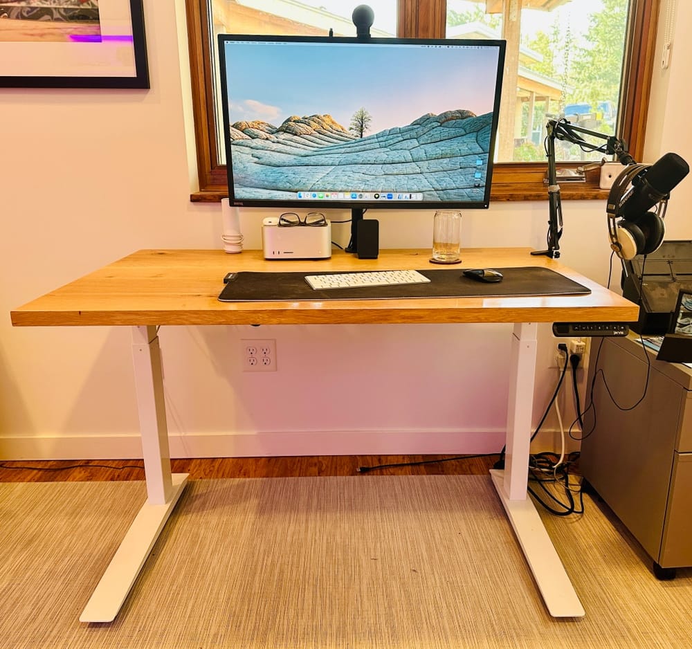 How to create a clutter-free desk